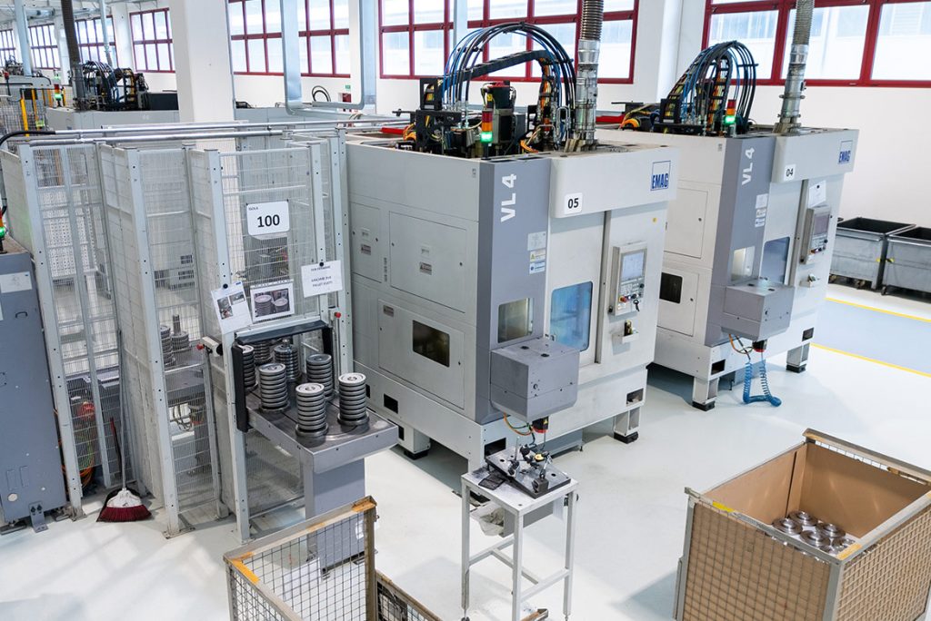 Optimum utilization of production capacities through automation