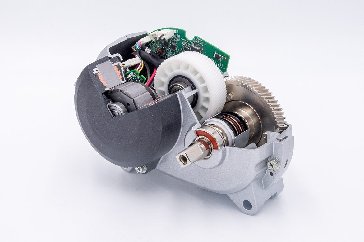 How does an e-bike motor work?